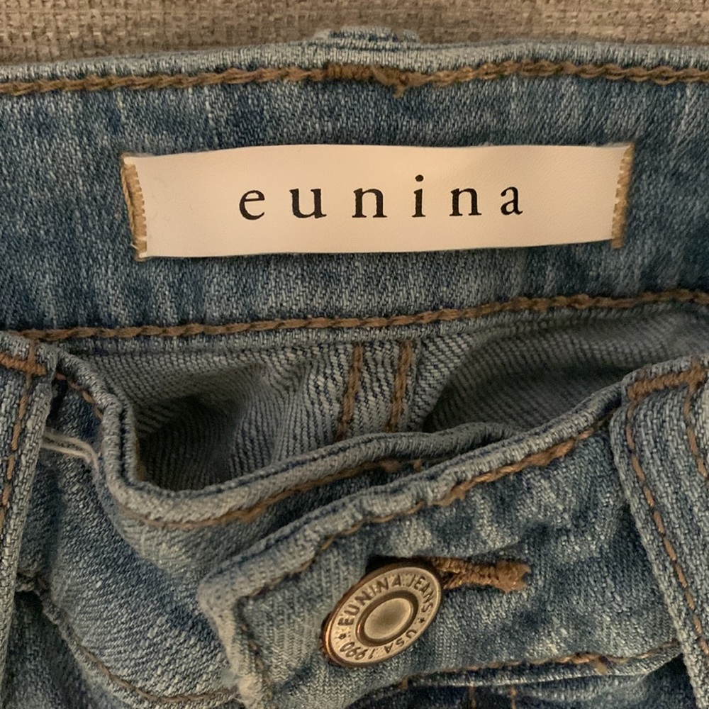 Eunina Light Wash Cropped Flare Jeans - Gem